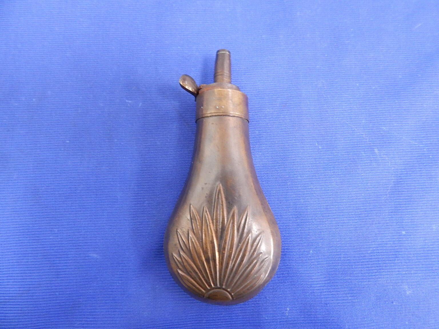 Pistol Powder Flask – J & J Military Antiques – Guns, Swords, Bayonets ...