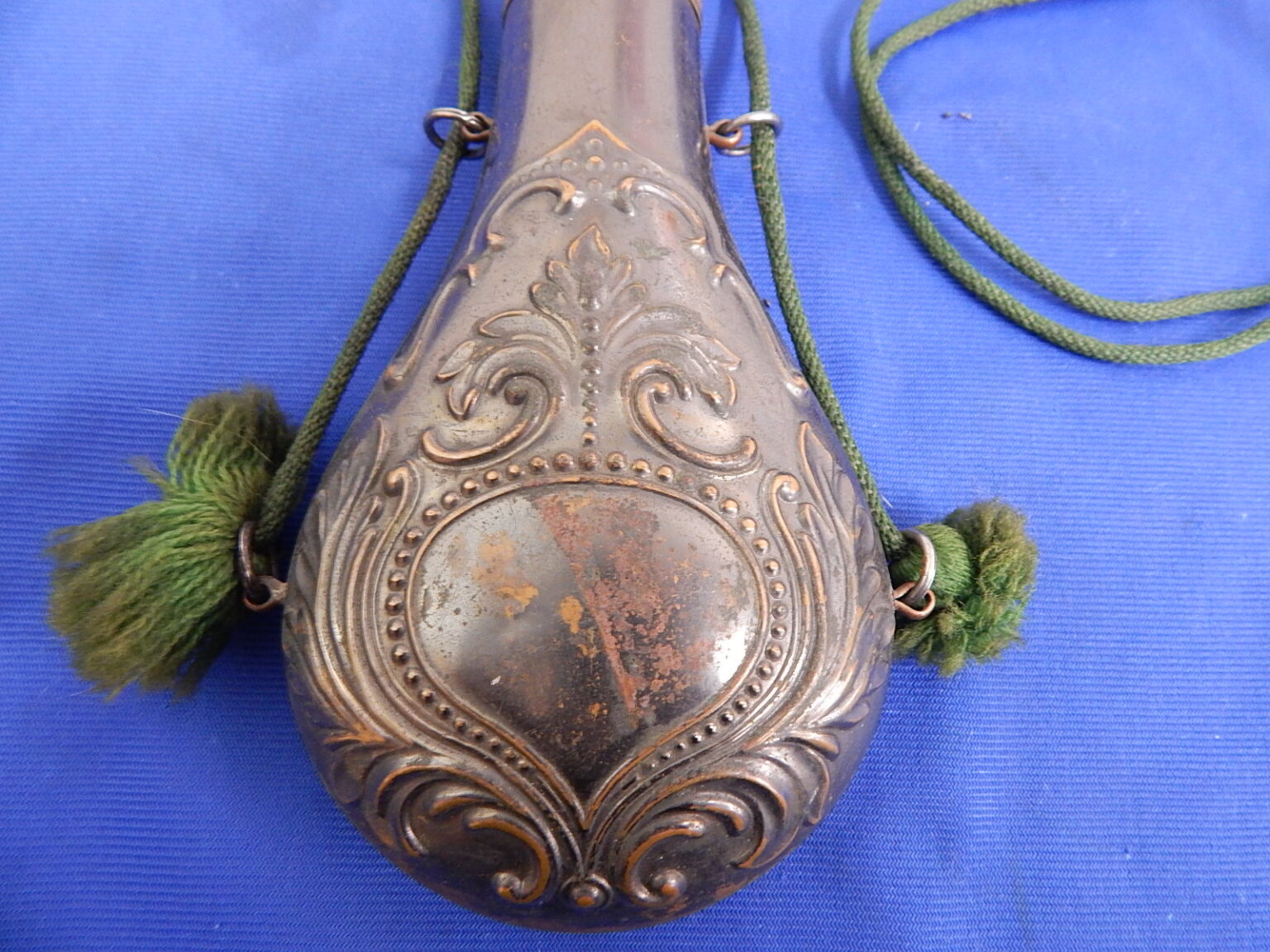 Rifle & Shotgun Powder Flask – J & J Military Antiques – Guns, Swords ...