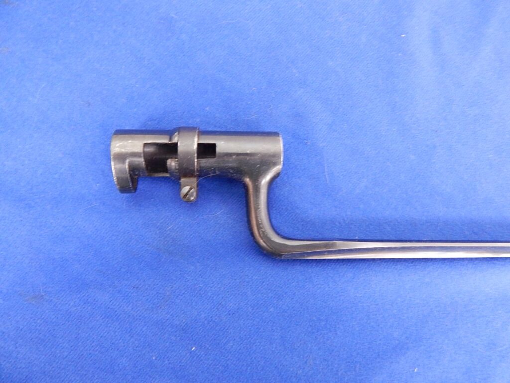 Socket US – J & J Military Antiques – Guns, Swords, Bayonets & Militaria