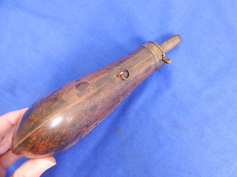 USN Fouled Anchor Powder Flask – J & J Military Antiques – Guns, Swords ...