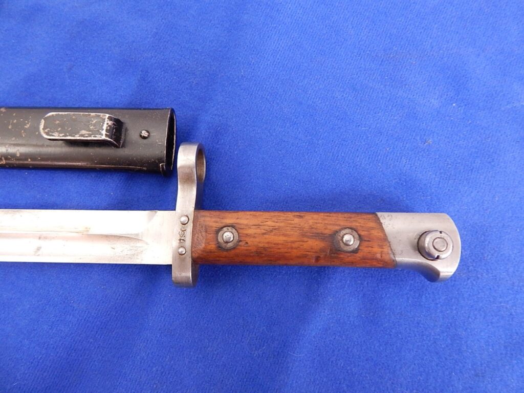 All Countries – J & J Military Antiques – Guns, Swords, Bayonets ...