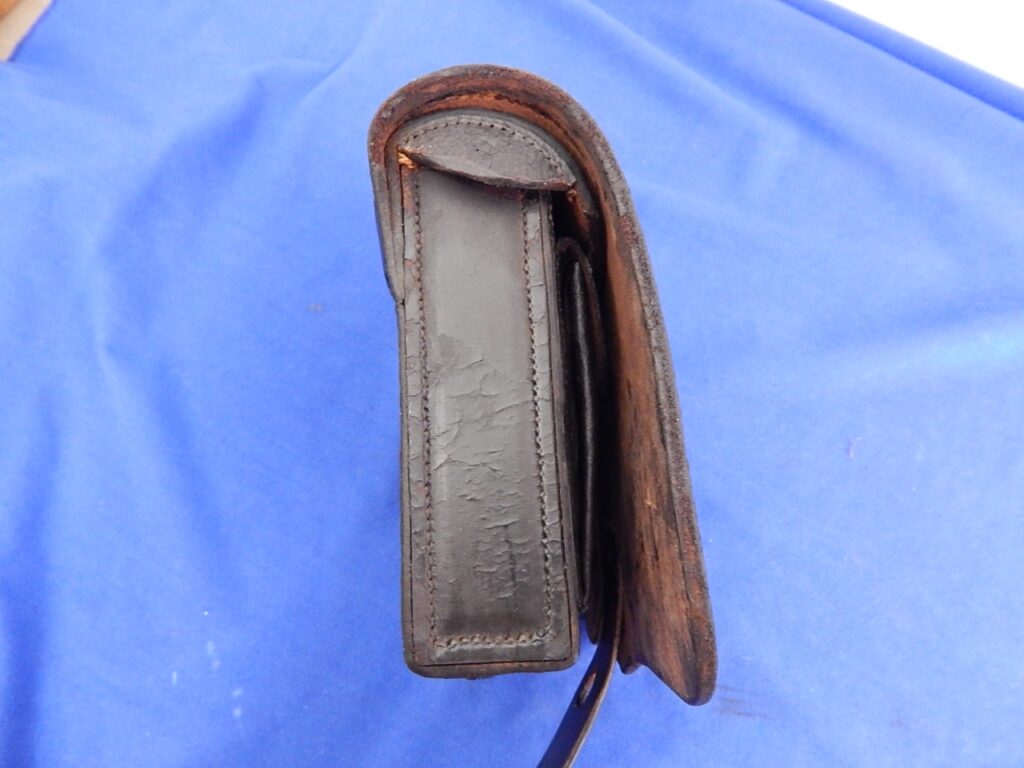 US M-1864 Musket Cartridge Box – J & J Military Antiques – Guns, Swords ...
